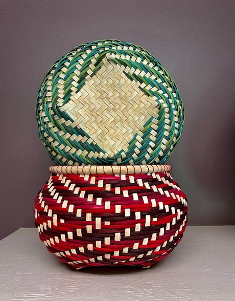 The Country Seat: Pattern - Twill Cat Head Basket by Anne Bowers