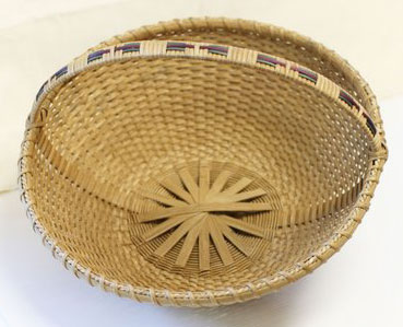 The Country Seat: Pattern - Oval Garden Basket by Anne Bowers